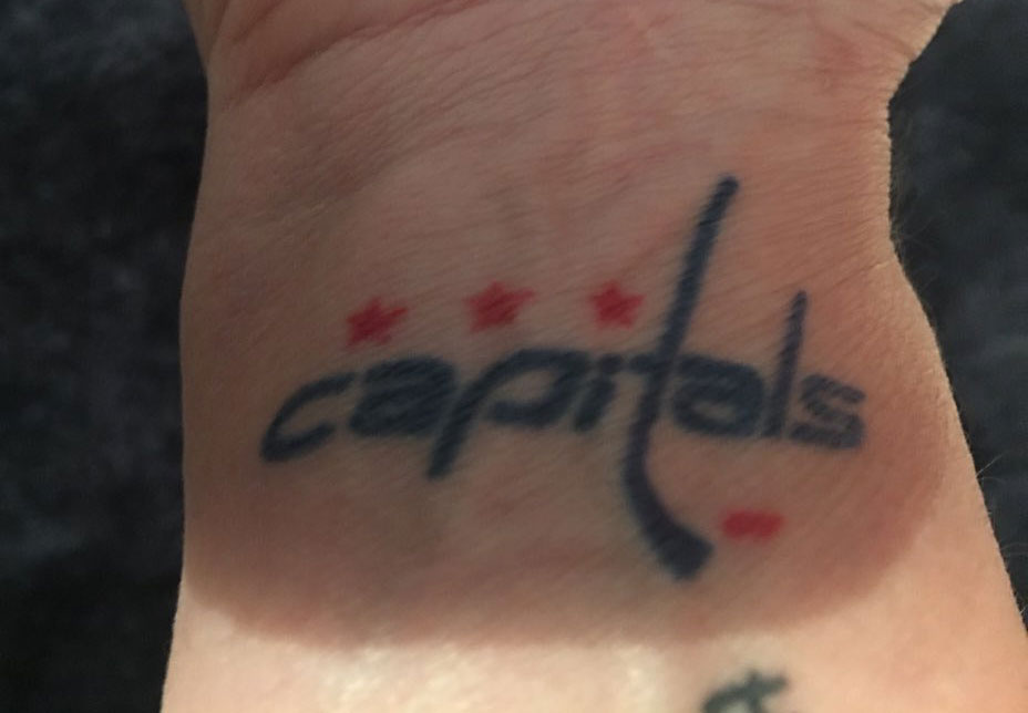 Hardcore hockey fan shows off third Capitals tattoo