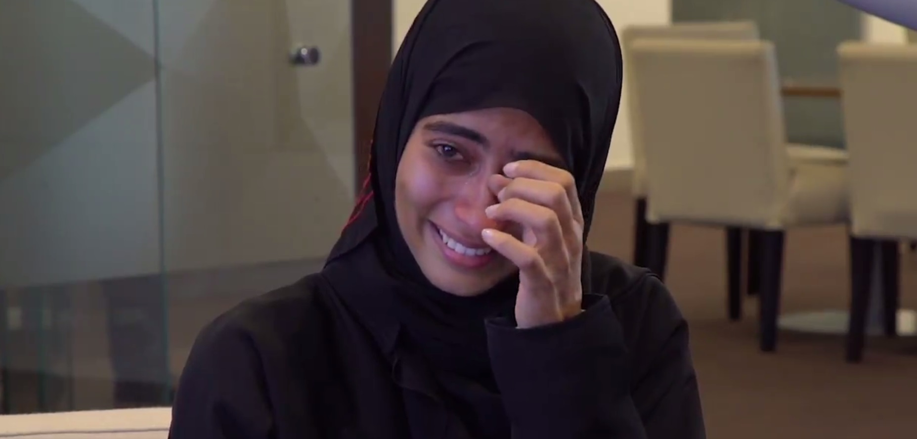 Super stickhandling girl from UAE, Fatima Al Ali, gets huge surprise ...