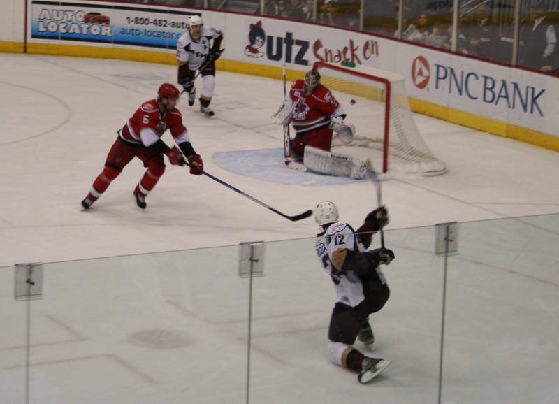 Alexandre Giroux Signs 1-Way Deal With The Edmonton Oilers.