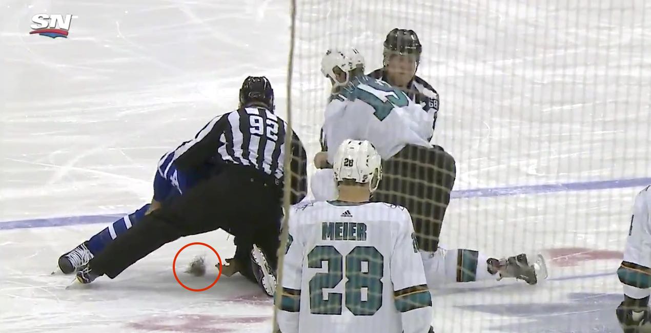Nazem Kadri rips out a chunk of Joe Thornton’s beard during fight