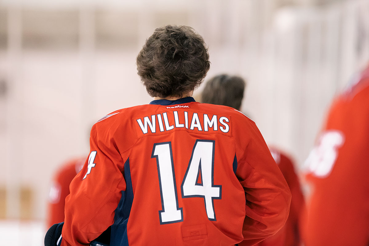 Justin Williams signs 2-year deal with the Carolina Hurricanes
