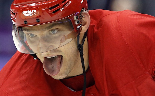 Alex Ovechkin’s First Day in Sochi: Practice, Media Love, Team Photoshoot