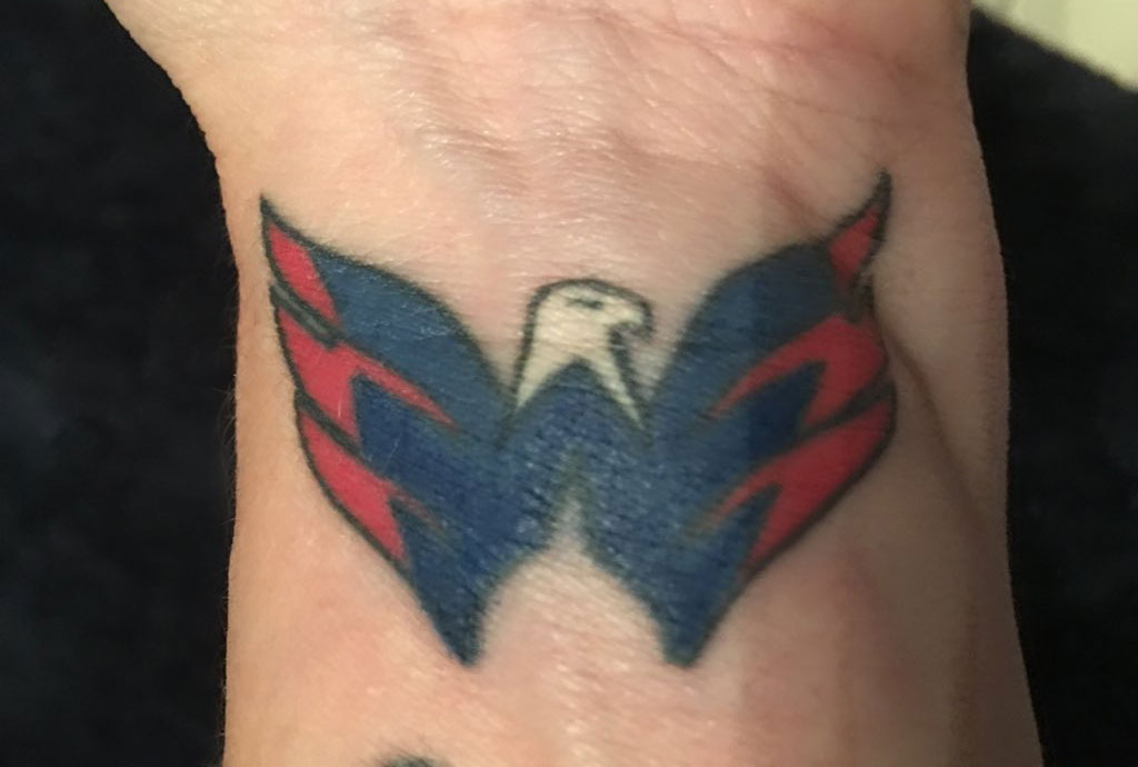 Hardcore hockey fan shows off third Capitals tattoo