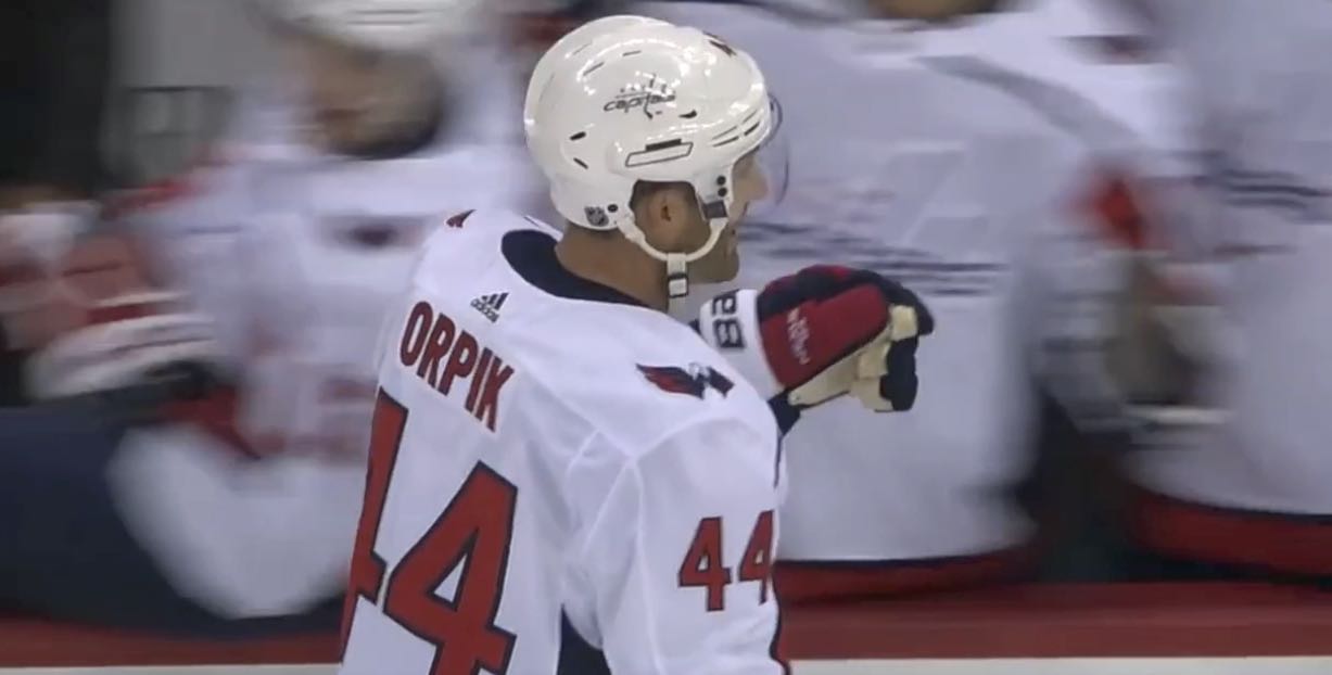 Brooks Orpik breaks 182-game regular season goalless streak