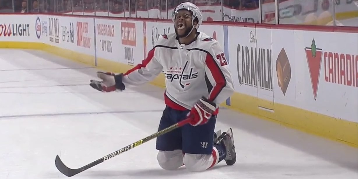 Devante Smith-Pelly briefly resembles Bambi on ice after losing skate blade