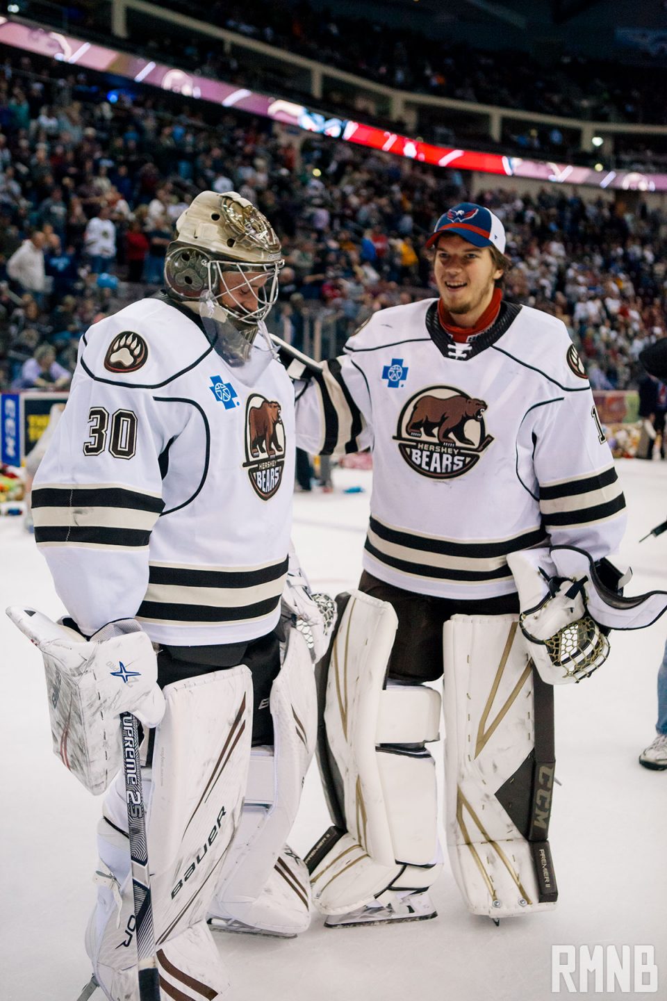 The Hershey Bears break world record at annual Teddy Bear Toss (Photos)