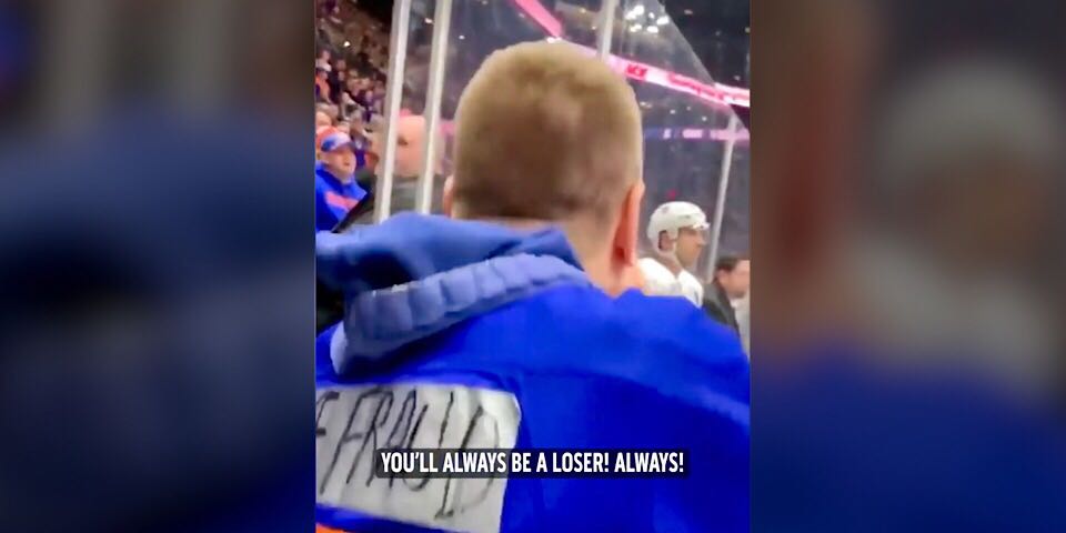 Angry Islanders fan tells John Tavares exactly how he feels