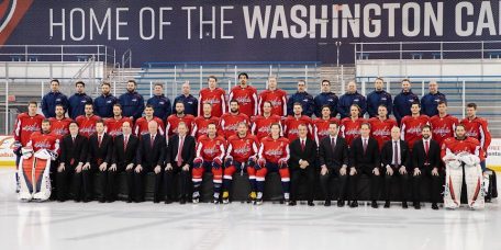 The Washington Capitals take team photo for 2018-19 season