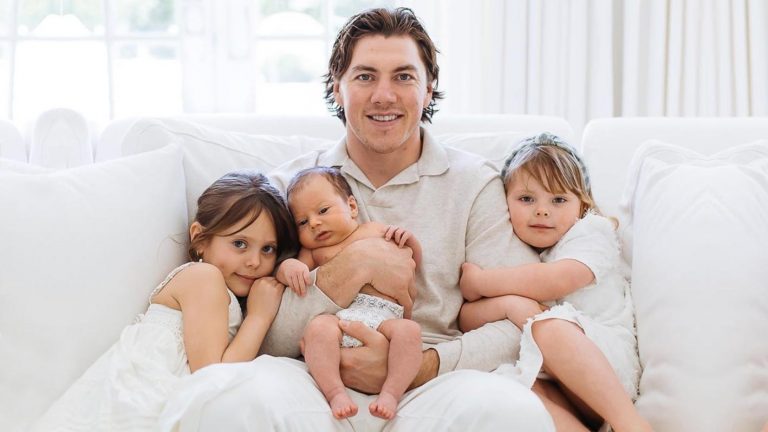 The Oshies took new family photos and they’re precious