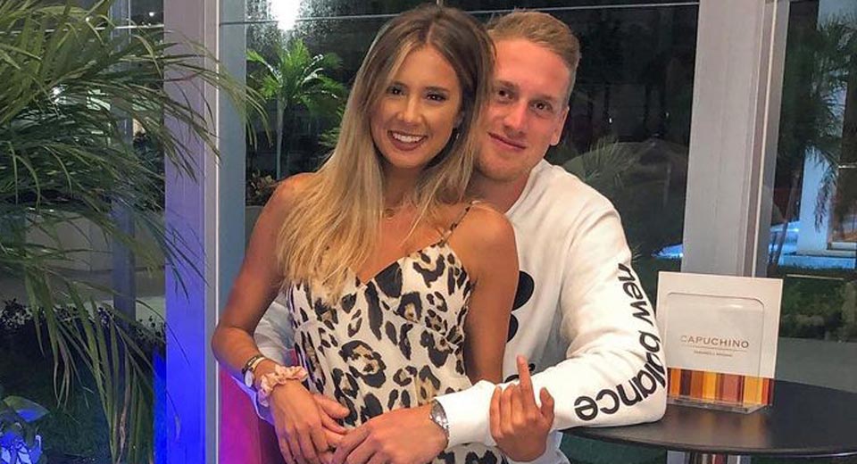 Anthony Mantha gets engaged to longtime girlfriend Caitlyn Duffy