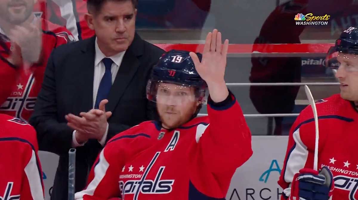 Nicklas Backstrom receives standing ovation from Capitals fans after ...