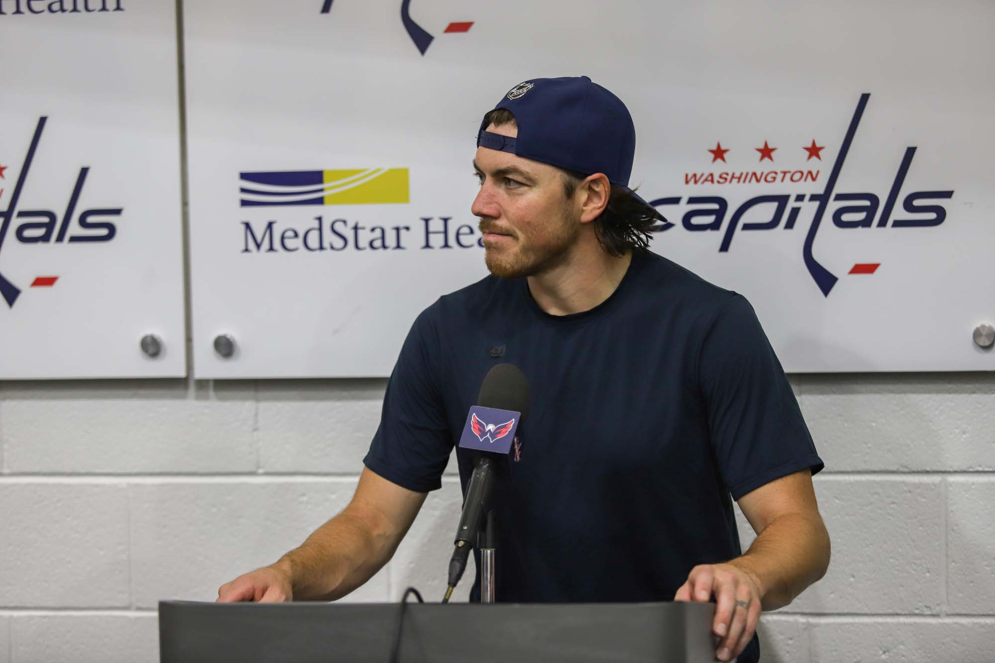 Peter Laviolette gives timeline update on TJ Oshie’s upper-body injury