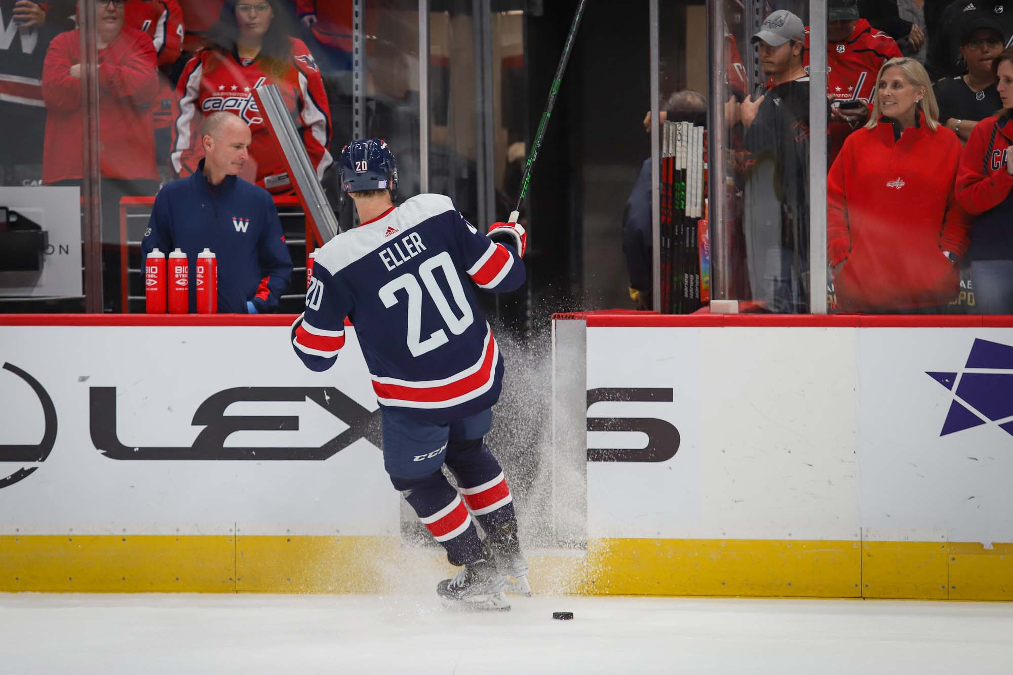Lars Eller to miss Blackhawks game with upper-body injury