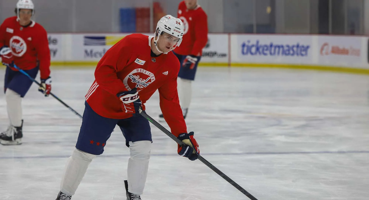 Connor McMichael to skate on Hershey Bears’ second line in AHL season debut