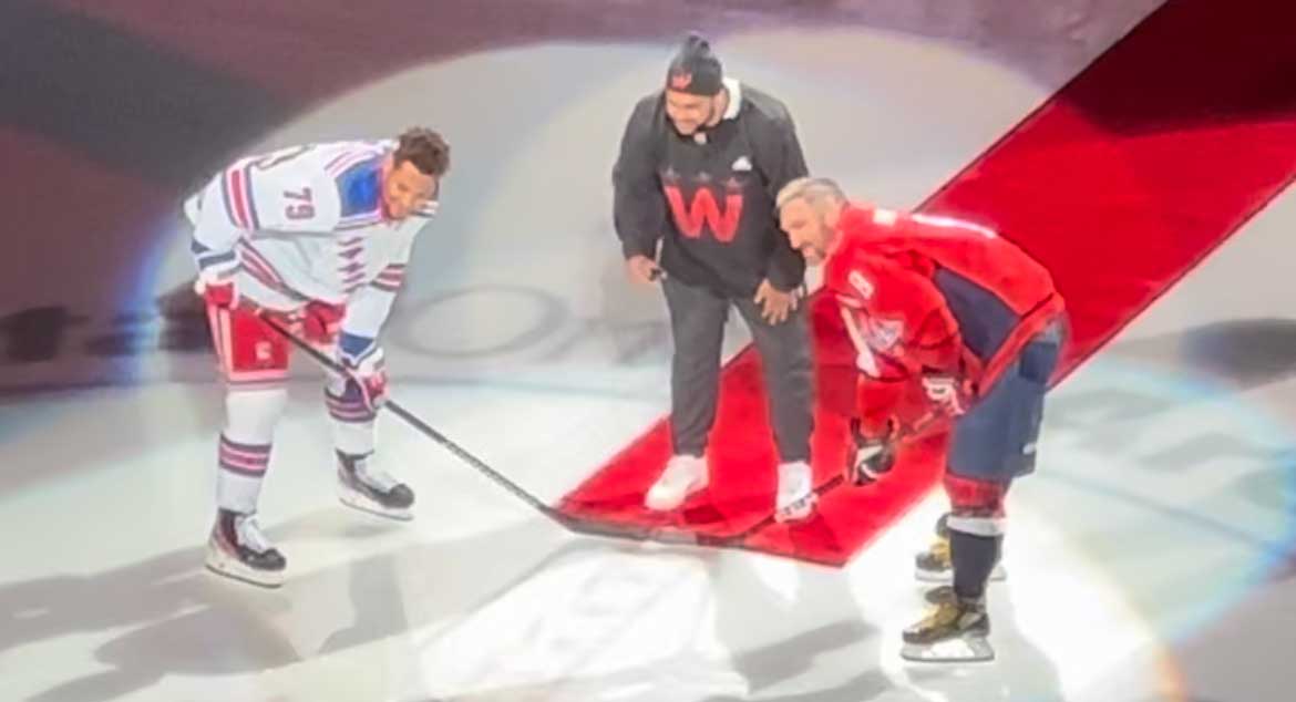 Devante Smith-Pelly gets loud ovation in return to Capital One Arena ...