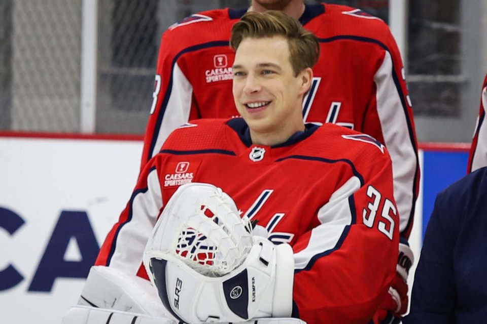 Darcy Kuemper and wife Sydney have first child, a boy