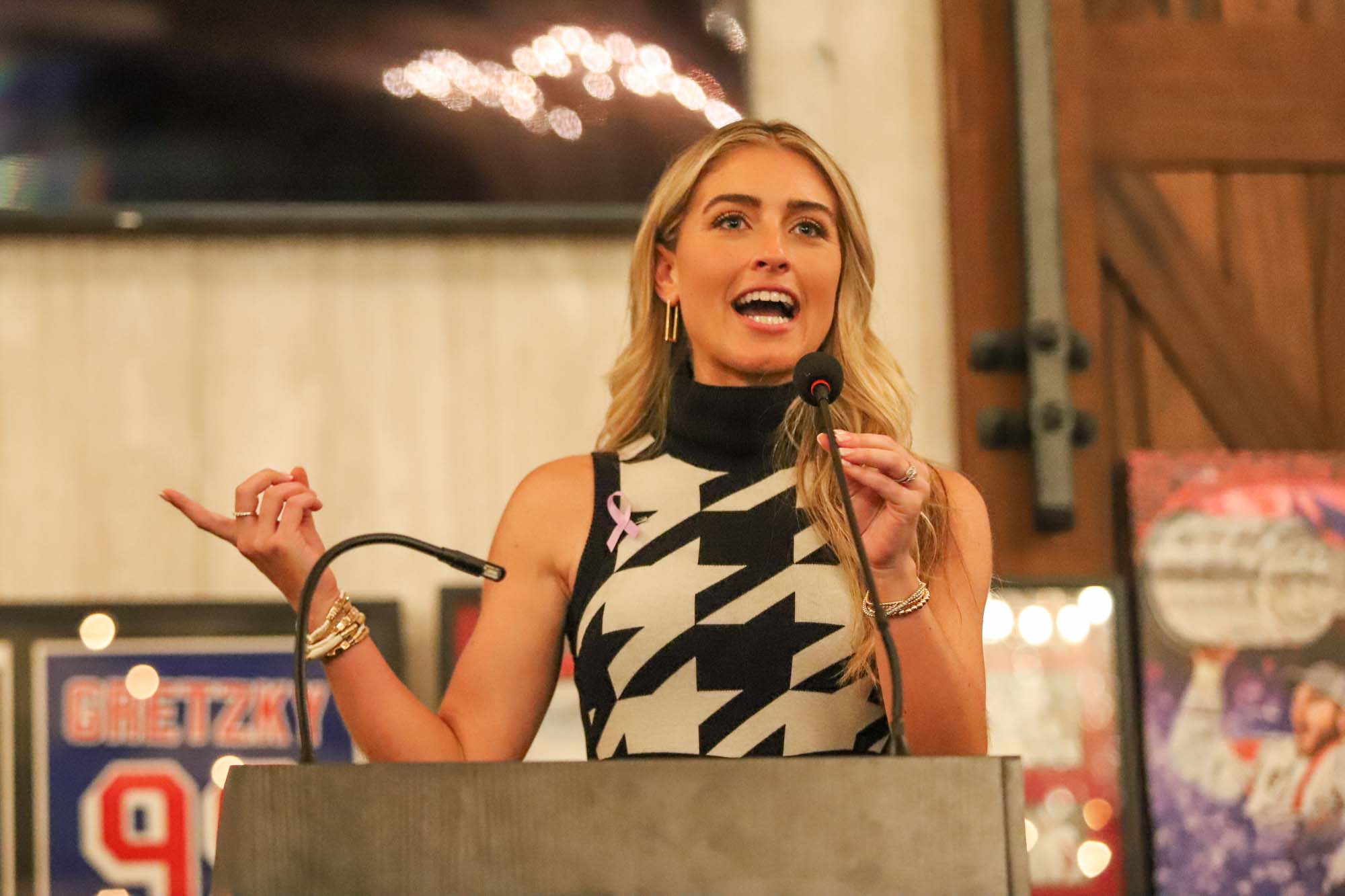 file-alexa-landestoy-speaking-aland-0775