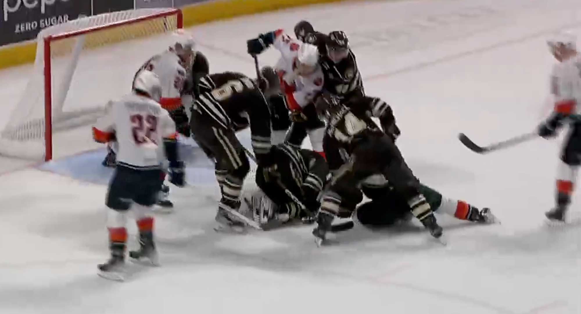 Lucas Johansen’s game-saving shot blocks crucial in Hershey’s Game Four ...