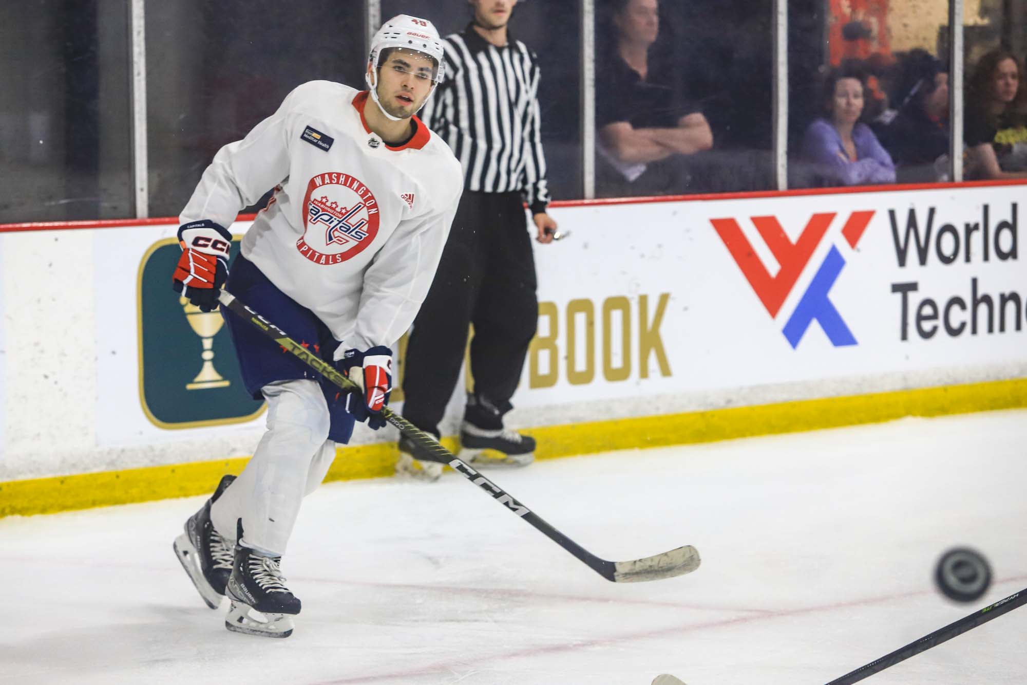 file-patrick-thomas-devcamp-aland-7239