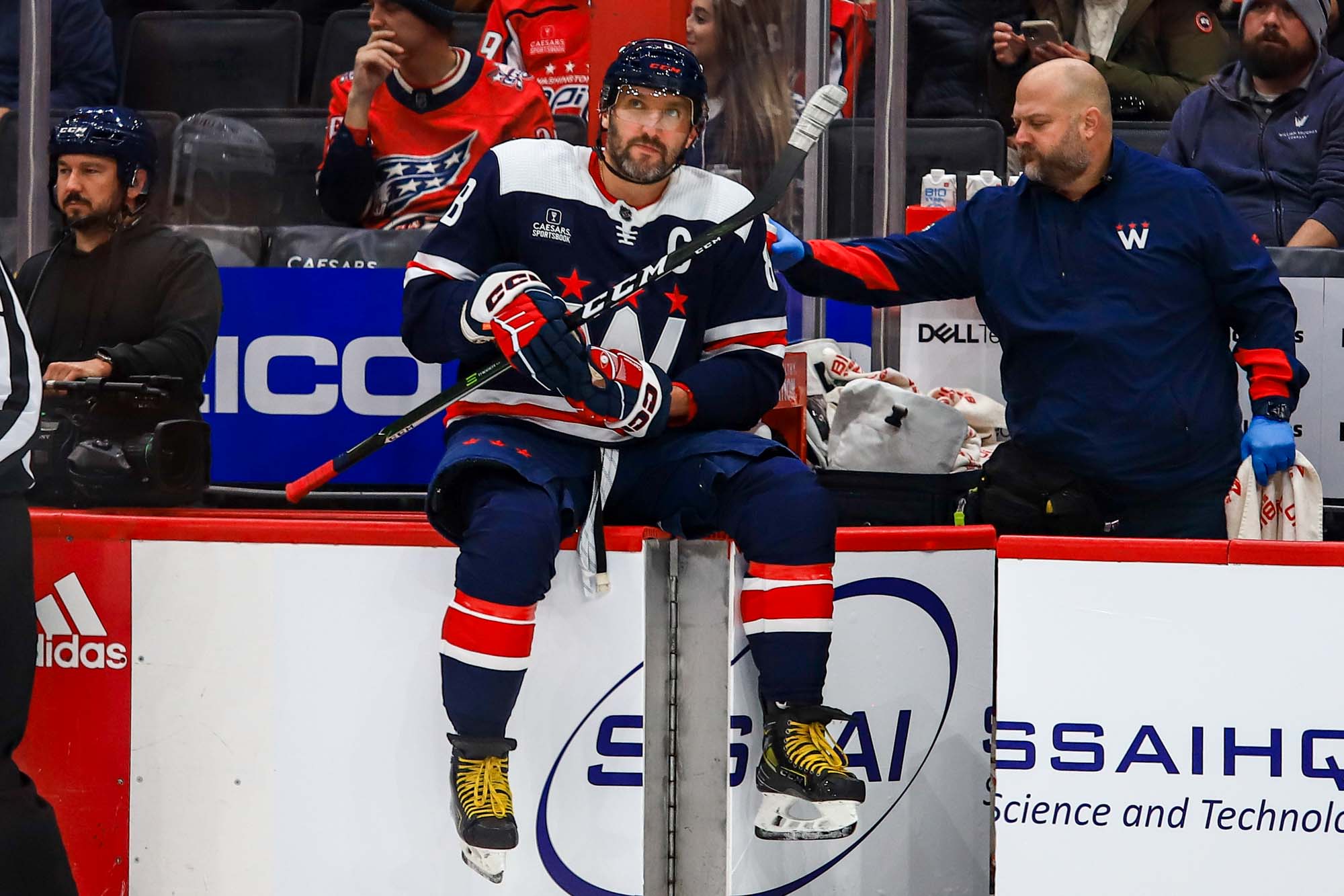 file-alex-ovechkin-sitting-on-bench-aland-3228