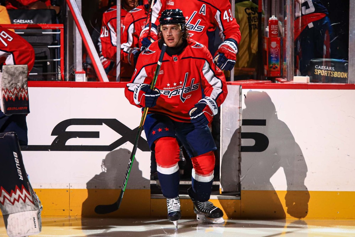 TJ Oshie played Game 4 with a broken hand: ‘If it is his last game, he ...