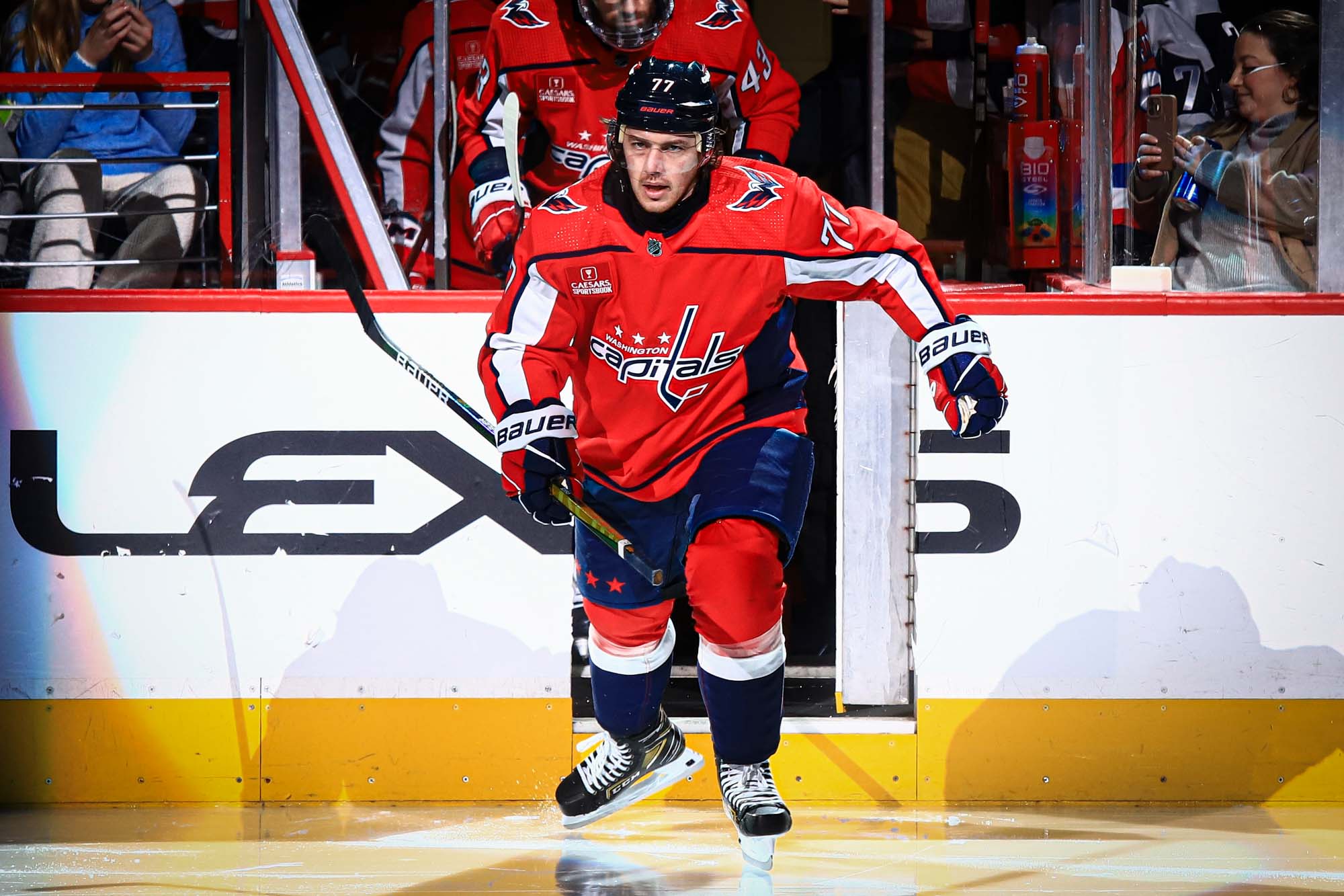 Spinning TJ Oshie is whacking all his teammates in the butt