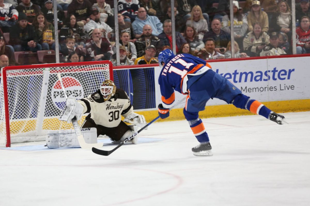 Hunter Shepard records second shutout of season as Bears crush ...