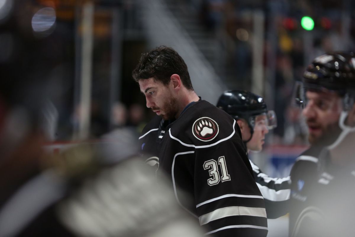 Clay Stevenson ties franchise record for shutouts in Hershey’s 1-0 ...