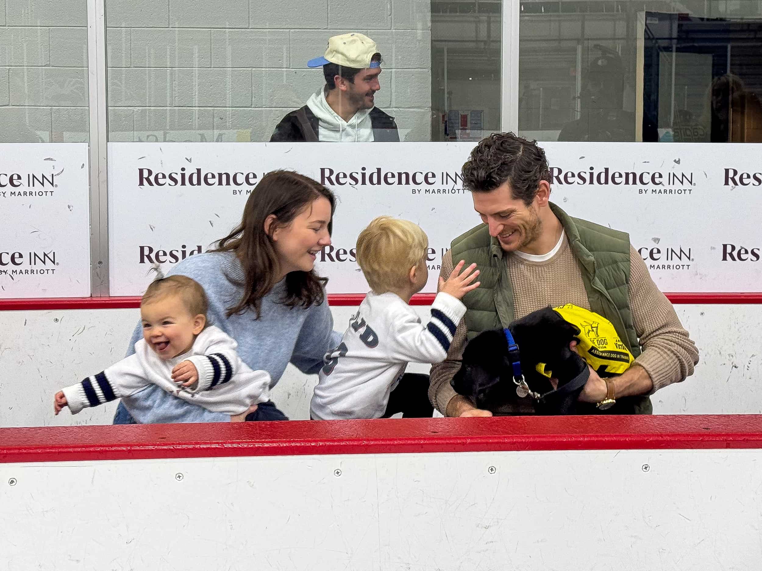 file-dowd-family-with-judy-americas-vetdogs-1-040324-katiea